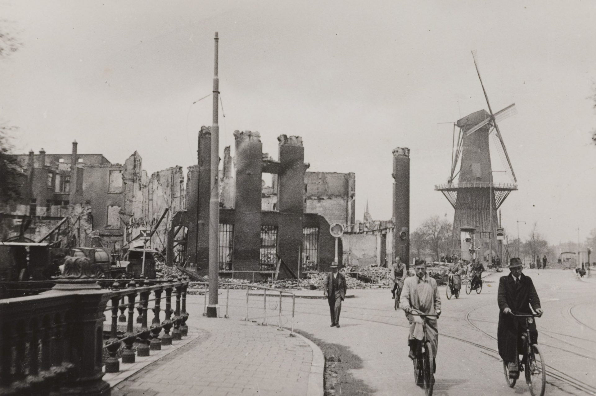 12 mei 1940 Rotterdam - Mariniersmuseum